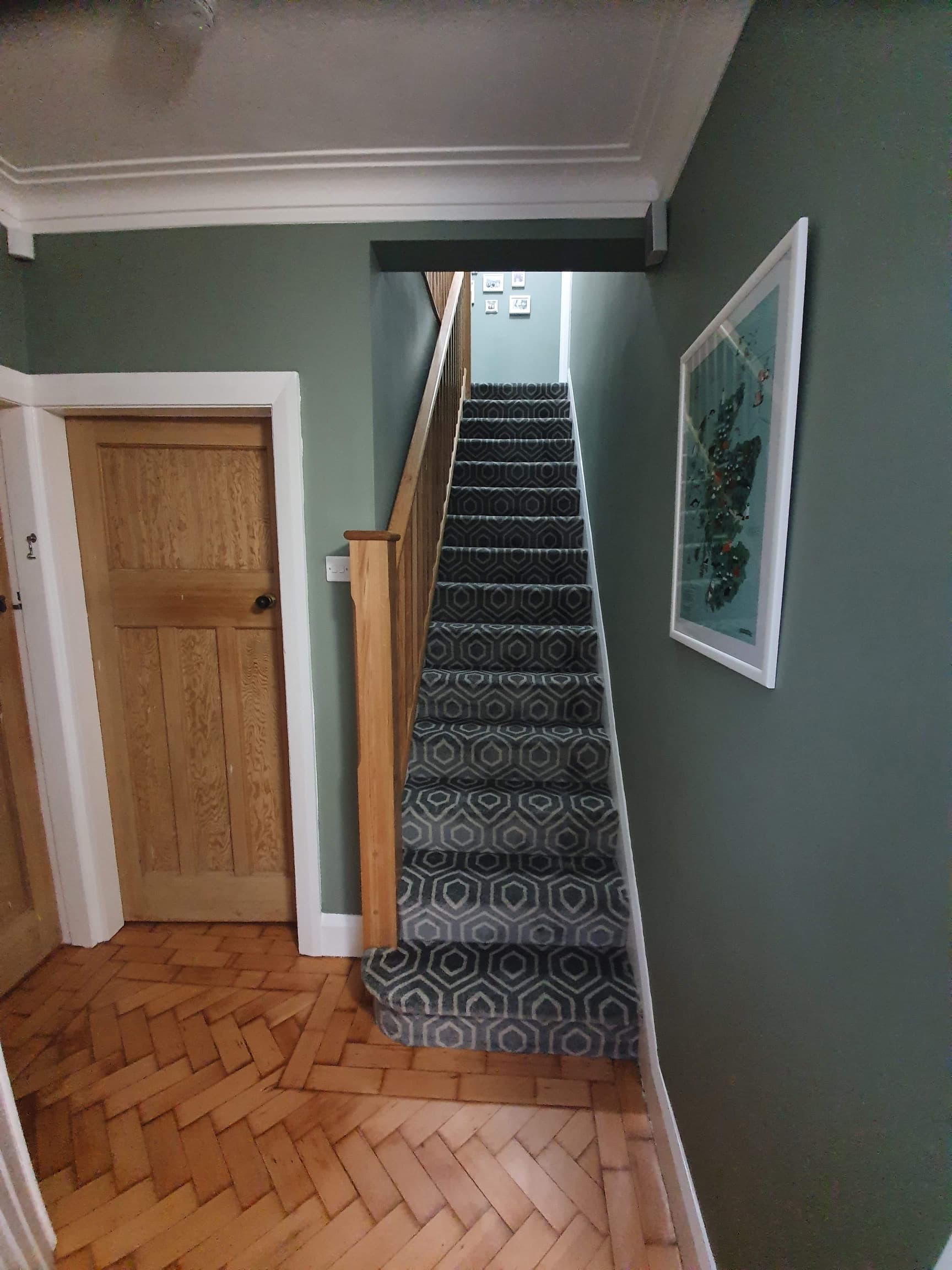 Timeless Staircase & Hallway Decorating Design Ideas